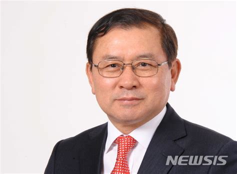 김선유 전 진주교대 총장 범중도·우파 좋은 교육감후보 선정