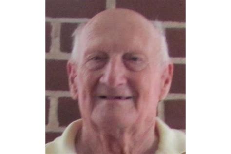 Duwayne Redmann Obituary 1928 2017 Weyauwega Wi Appleton Post