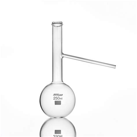 Buy Glass Volumetric Flasks In Bulk Worldwide Medilab