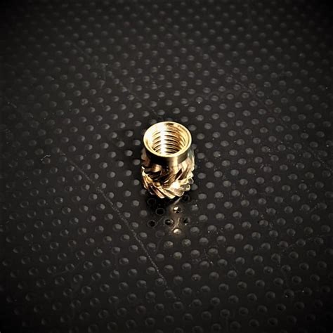 Brass Heat Set Threaded Insert For Plastic M3x5x4mm