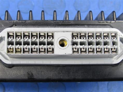 93 94 Lincoln Mark VIII 8 VCRM Variable Control Relay Module F3LF