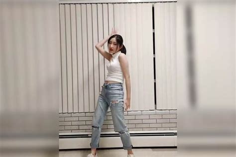 我也喜欢穿破洞裤