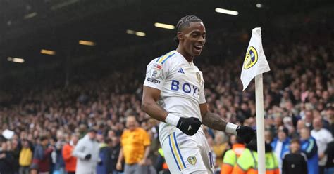 Four Leeds United Stars Fight Over Fans Footballer Of The Year And