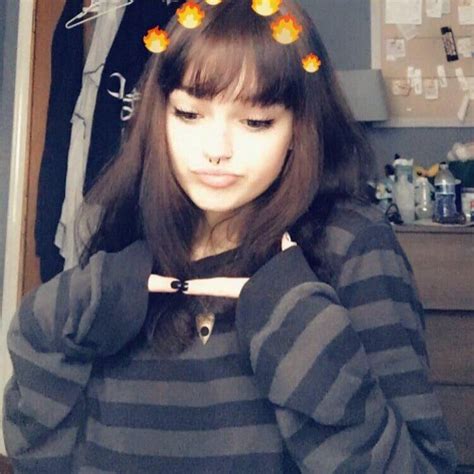 Emily Findonlinecontacts