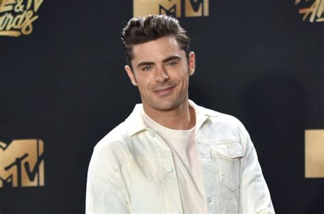 Famous Birthdays For Oct 18 Zac Efron Lindsey Vonn