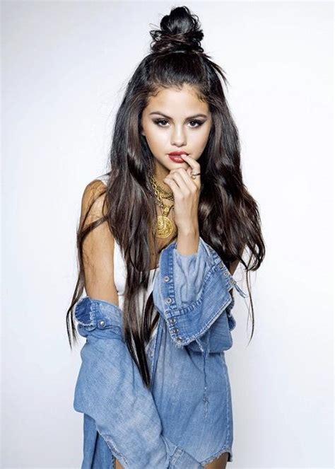 Super Sexy Selena Rselenagomez