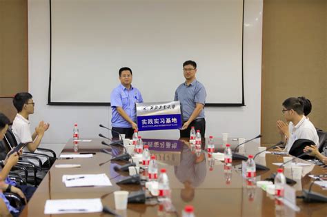 西工大航空学院与陕西飞机工业有限责任公司共建实践实习基地 航空学院