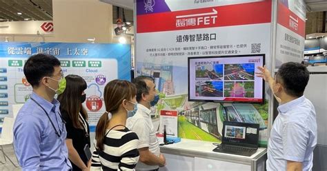 遠傳展示「智慧路口」解決方案，5g結合c V2x技術可於十字路口、轉彎處輔助駕駛碰撞警示 T客邦