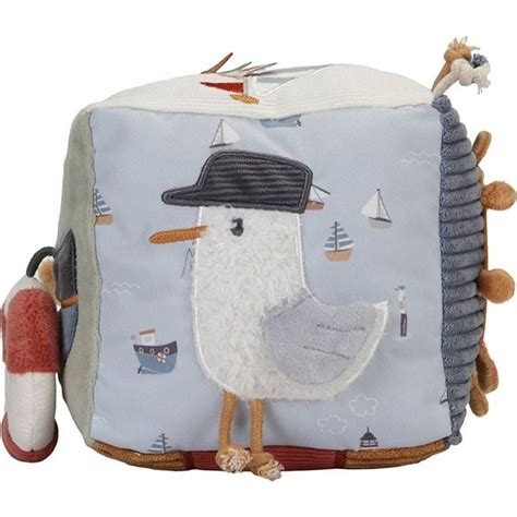 Cube Dactivités En Tissu Baie Des Marins Little Dutch Activity