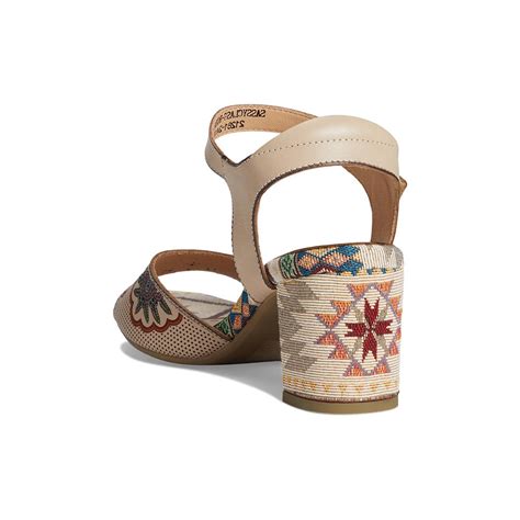 Lartiste Sassyclass Beige Multi Hansens