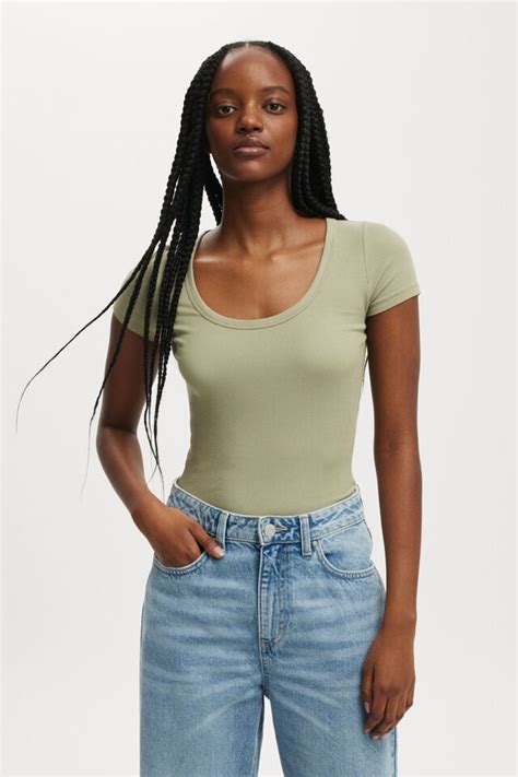 Staple Rib Scoop Neck Short Sleeve Top