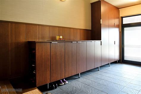 大容量の玄関壁面収納 オーダー家具・壁面収納・収納ラボ