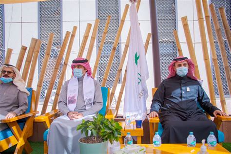 ‫صحة حائل تحتفل بيوم التأسيس أضواء الوطن