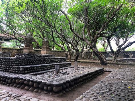 The Tomb Which Is Believed To Be The Relics Of The King Of Selaparang