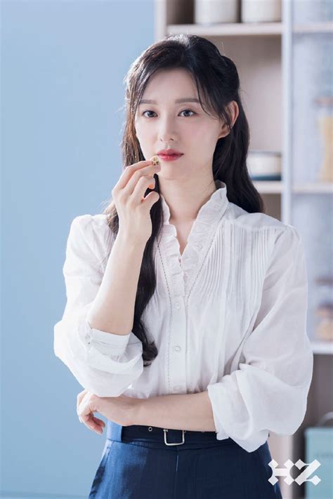 Pin By Abby🍉 On K O R E A N Kim Ji Won Kim Tae Hee Kim