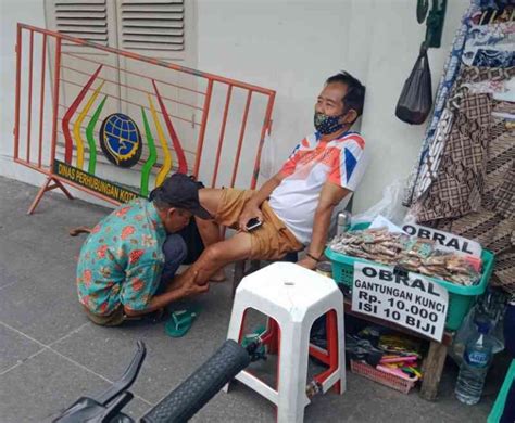 Kreativitas Tukang Foto Mencari Nafkah di Malioboro - Kompasiana.com
