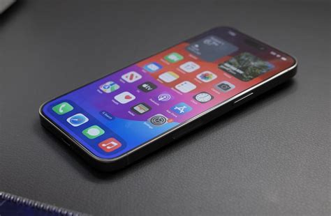 Размеры дисплеев iphone 16 pro max и iphone 16 pro могут стать больше