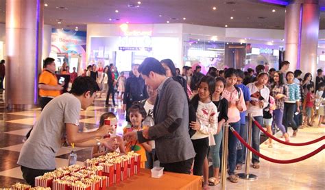 រោងកុន Major Cineplex ឲ្យ កុមារ ក្រី ក្រ ទស្សនា ដោយ ឥត គិត ថ្លៃ នាទិវា កុមារ អន្តរ ជាតិ