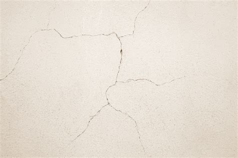 흰색 파스텔 거친 균열 시멘트 텍스처 돌 콘크리트 바위 석고 치장 벽지 벽지 벽 그린 플랫 페이드 배경 회색 단단한 바닥 곡물 금이 간에 대한 스톡 사진 및 기타 이미지