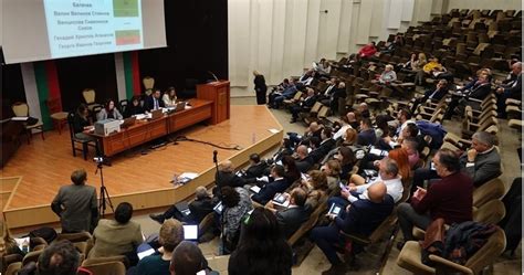 Общинският съвет във Варна заседава извънредно