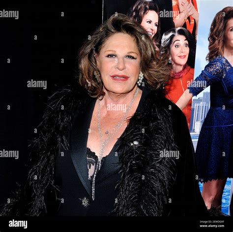 Actress Lainie Kazan Attends The Premiere Of My Big Fat Greek Wedding