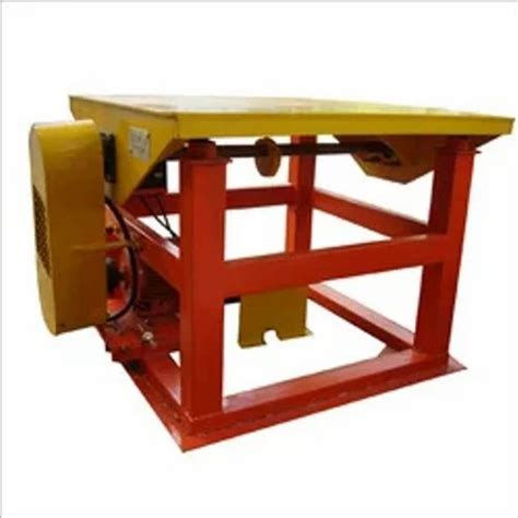 Hardwood Vibrator Table Machine Single Mast Power 1 2 Kw At ₹ 25000 In Mumbai