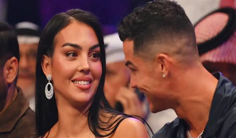 Cristiano Ronaldo Proposes To Georgina Rodríguez