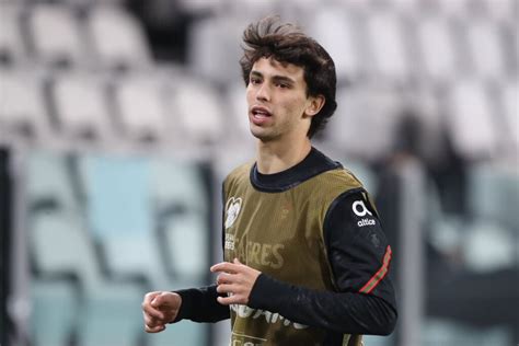 Lattaquant De Latletico Madrid Joao Felix Sur Le Radar Daston Villa