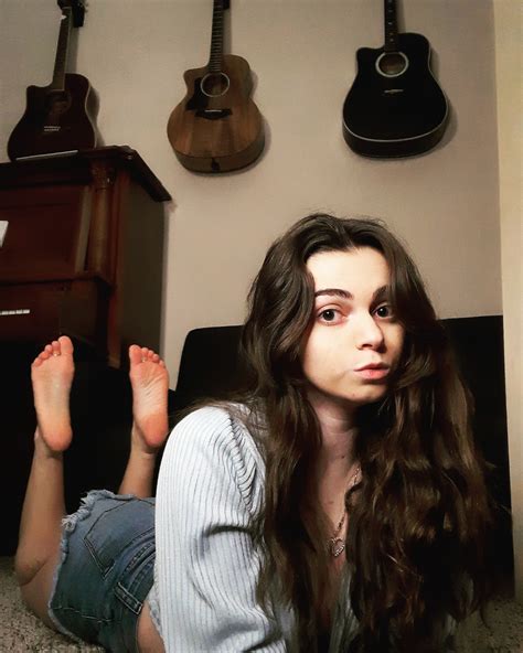 Cum Be My Foot Bitch Scrolller
