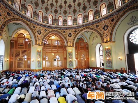 卓简：【开斋节】一年一度回族传统节日