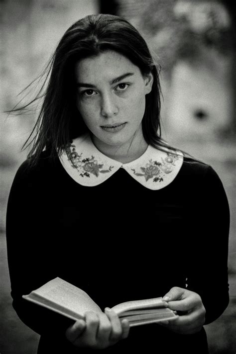 Aesthetic Girl Hiding Face Photos Download The Best Free Aesthetic Girl Hiding Face Stock