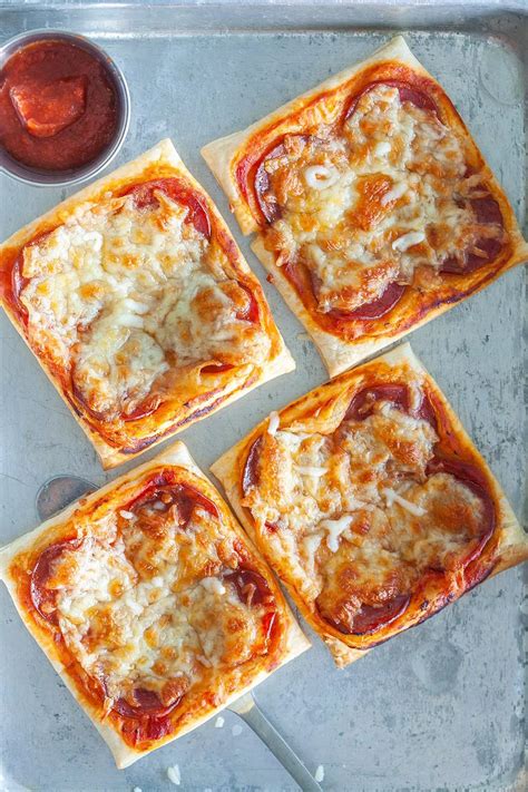 Puff Pastry Pizza — Easy Weeknight Dinner Ideas And Recipes