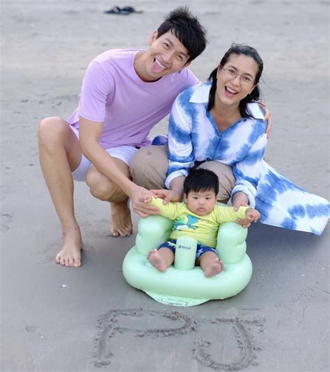 “น้องพีร์เจ”ลูก “พุฒ จุ๋ย”วัย 4 เดือนสุดจ้ำม่ำ เที่ยวทะเลครั้งแรกเริงร่าแฮปปี้มาก