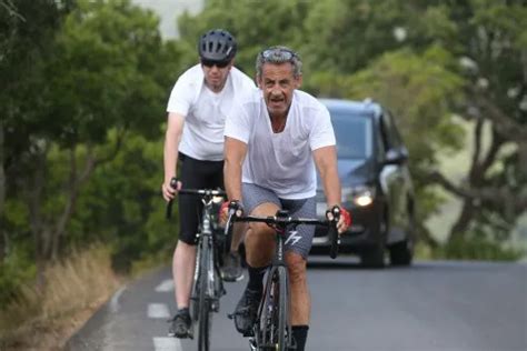 Nicolas Sarkozy ce rituel qu il ne manque jamais durant ses vacances au Cap Nègre