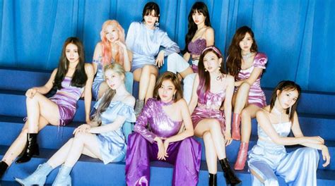 K Pop Girl Group Twice Turn Heads With Stunning Performance At