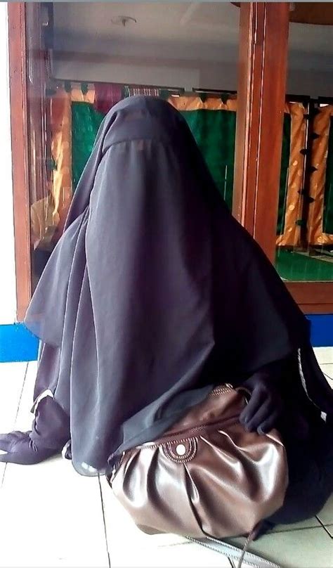 Pin Oleh Zareefa S Di Not An Inch