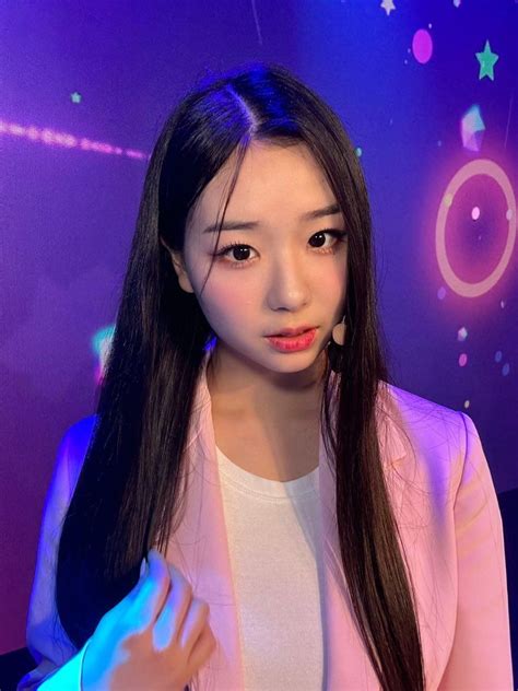 Pin by tripleS on Chaeyeon 채연 S4 Chaeyeon Xinyu Fromm