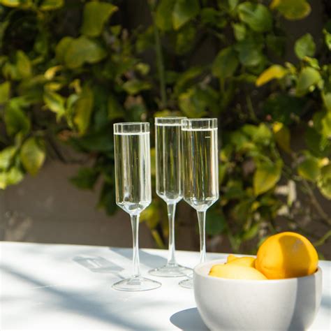Buy Wave Flute Glass Set Of 2 Clear By Fazeek Online Rj Living