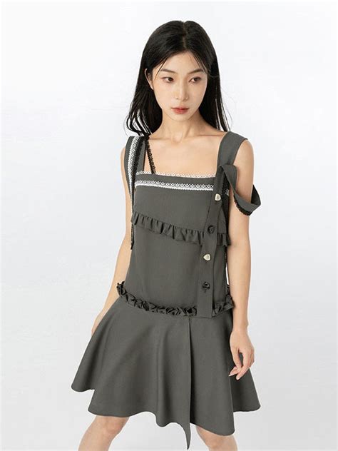 Detachable Strap Ruffled One Piece Arcana Archive