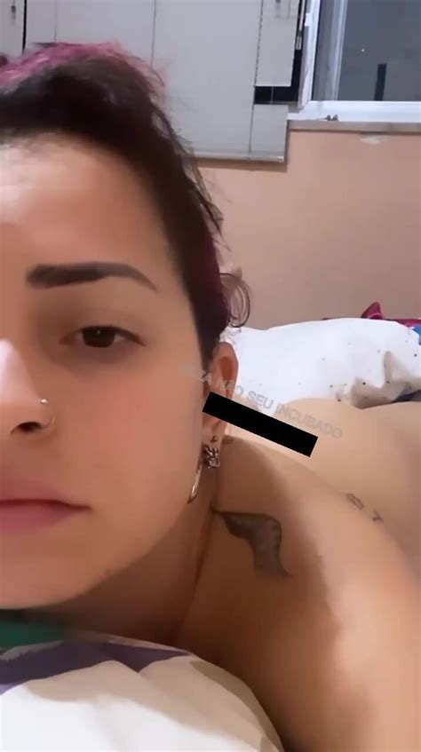 Vazou Xehli G Pelada Na Cama Depois De Tomar Banho Cnn Amador