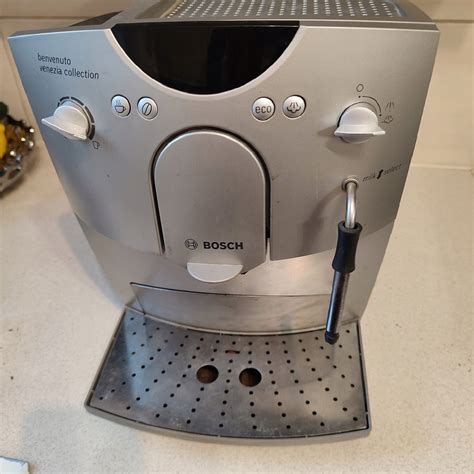 Ekspres ciśnieniowy Bosch Benvenuto Classic 1350 W 13832721963