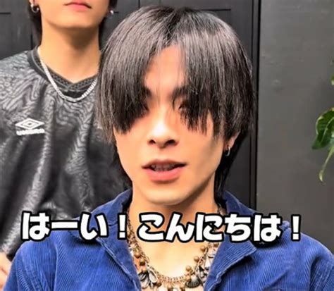 【大変身】「伸びた髪の長さを活かしたい」男性がプロにお任せしたら「バチバチに似合ってる」姿に見惚れる モデルみたいな仕上がりに思わず