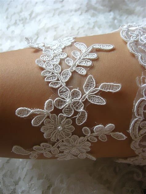 White Bridal Garter Wedding Garter Ivory Lace Garter Bride Etsy