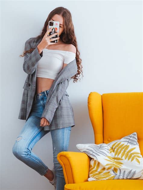 The Rise Of Influencer Culture Celebrities In The Digital Age Popgoes