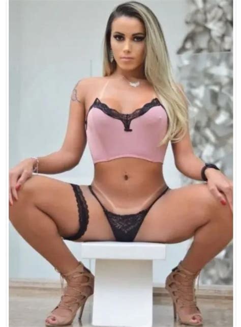 Emily Gavassi Feet Are To Die For Rtgirlfeet