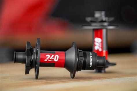 Nouveaux Moyeux DT Swiss EXP Bikelive L Actu VTT
