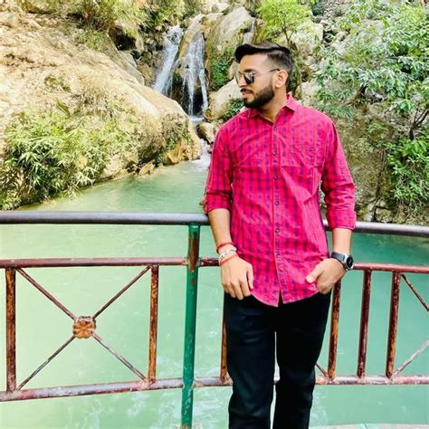 Aman Shukla Igutkarsh • Threads Say More