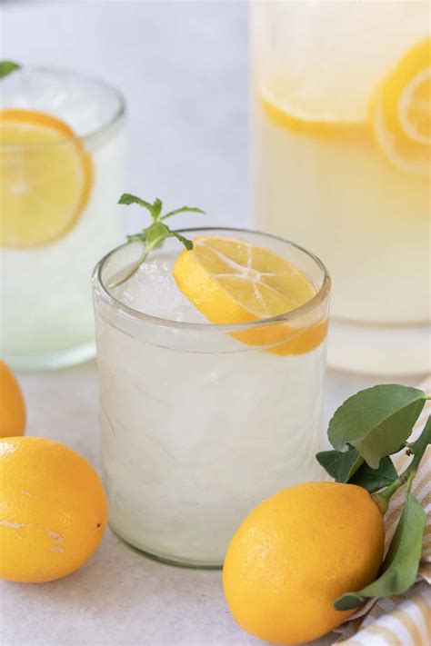 Lemons Lemonade