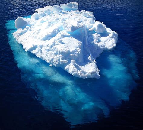 El Tercer Precog Qué sucede cuando vuelca un iceberg