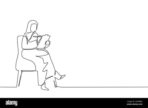 Single One Line Drawing Arabian Businesswoman With Clipboard Female